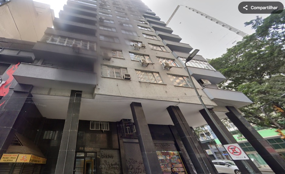 O APARTAMENTO Nº 706 DO EDIFÍCIO ROMA, SITO À RUA VIGÁRIO JOSÉ INÁCIO Nº 566, E ÁREA PRÓPRIA DE ...